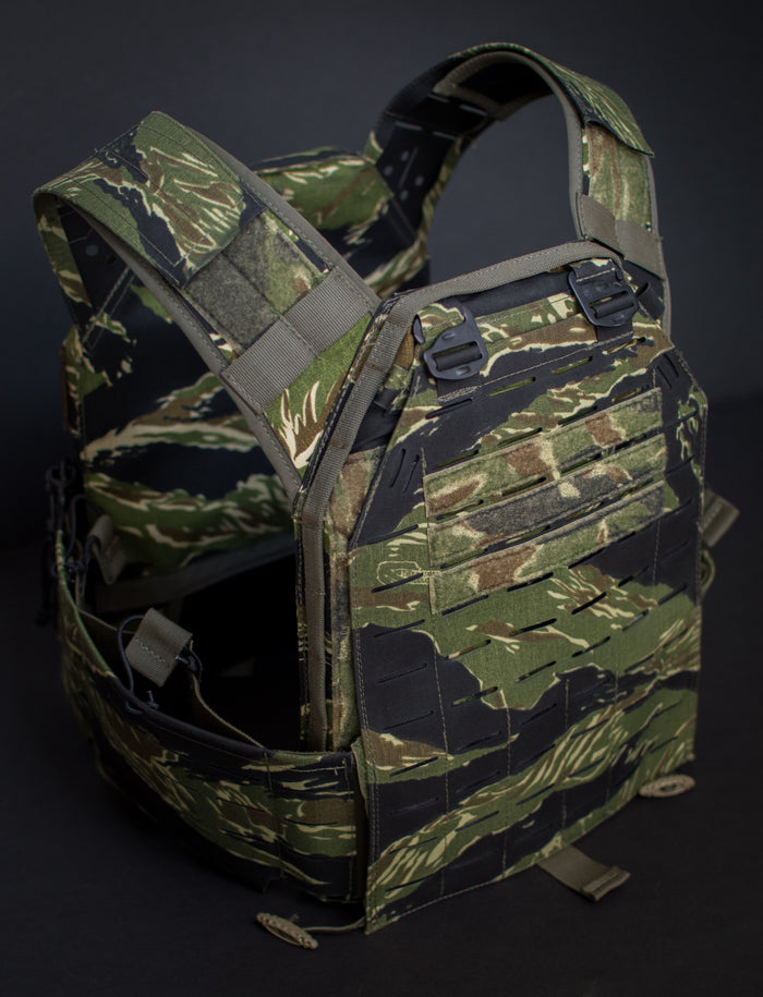 Plate Carrier Bags with Back hanger - SAPI Plates